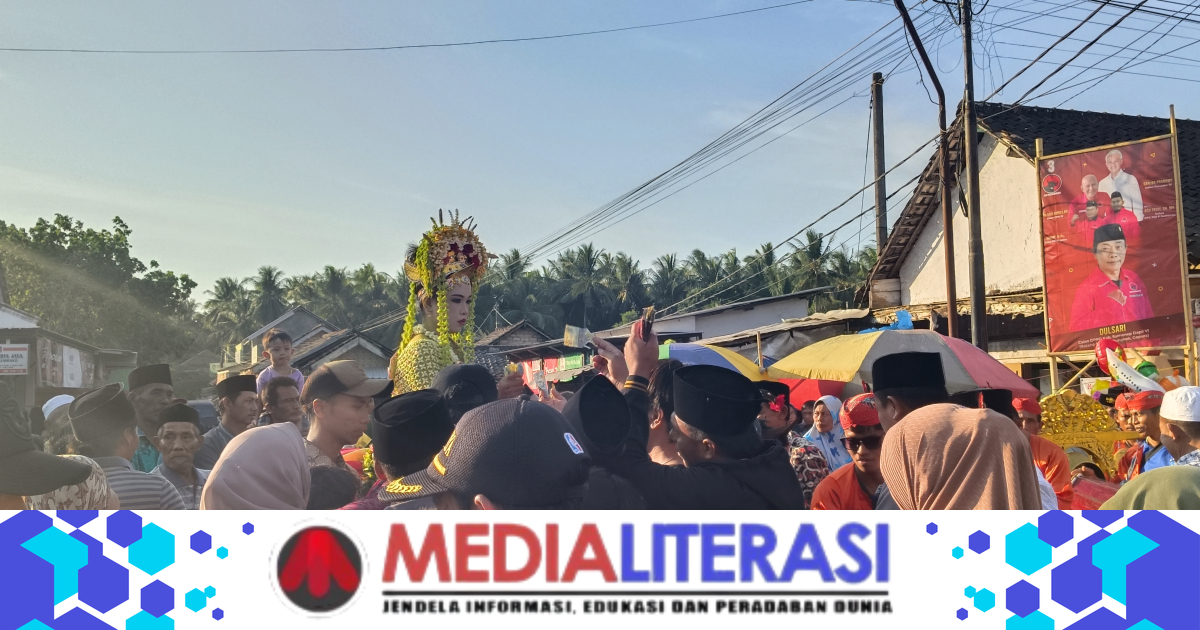 Tradisi Jaran Kenca' Desa Legung Timur yang Masih Bertahan Lama - Media ...